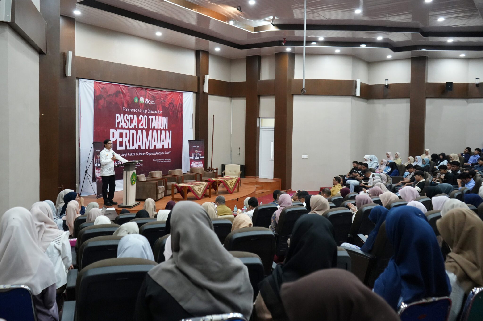 Rektor UIN Ar-Raniry: Perdamaian Harus Jadi Ideologi Generasi Muda Aceh ...