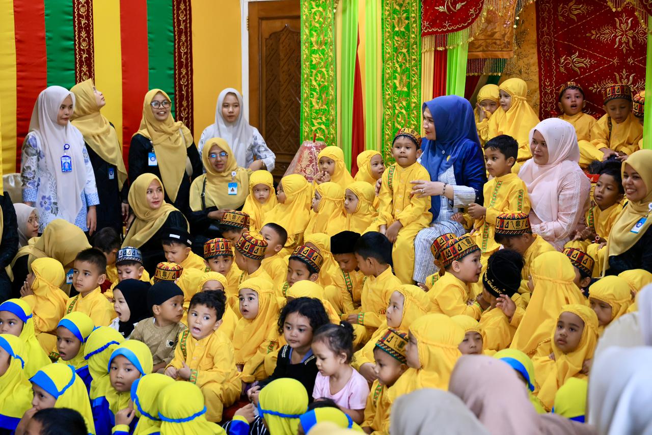100 Anak PAUD Datangi pendopo Gubernur, Apa Yang Mereka Lakukan?