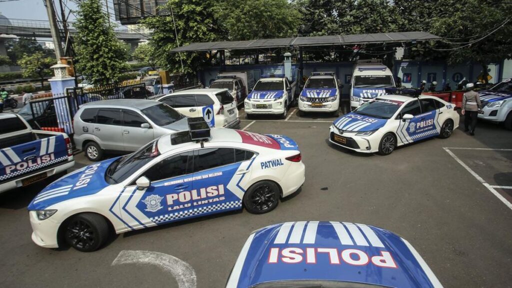 Diprotes Netizen, Akhirnya Polri Bekukan Sementara Penggunaan Sirine ...